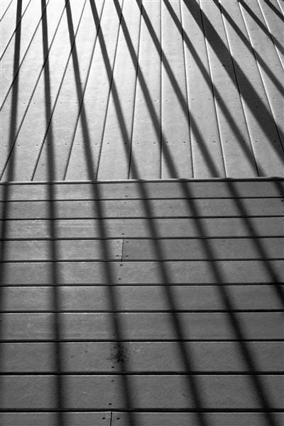 17 Creative Examples of Shadows in Photography - Photoshop Tutorials