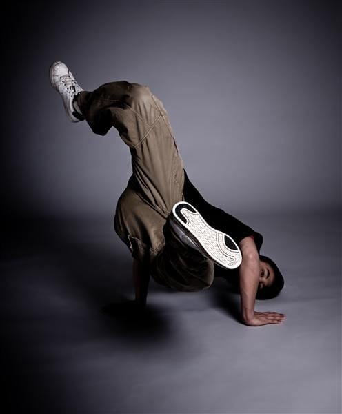 21 Professional Break Dancing Photos | Photoshop Tutorials